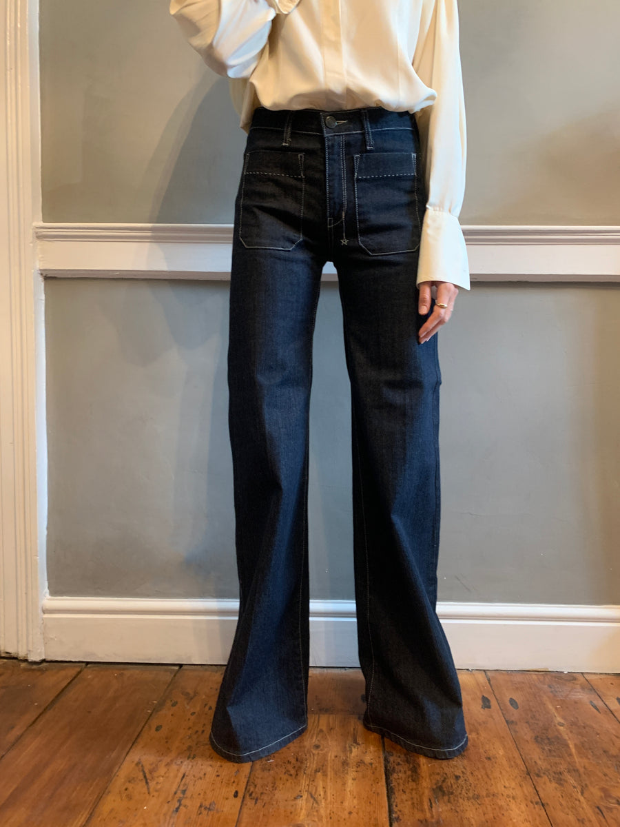 Pre-loved 18th Amendment flared jeans W26 – vintagesister.co.uk